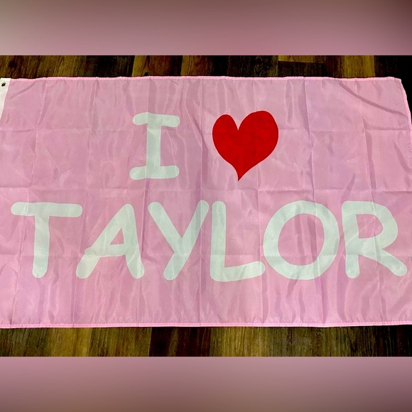 Wall Decor | Taylor Swift Flag 3x5 Ft Pink I Love Taylor Flag Wall ...